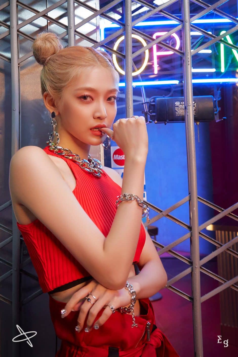 EVERGLOWのメンバープロフィールをご紹介！メンバーの性格や魅力を徹底解剖！ | SNAPSHOT